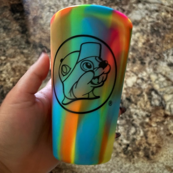 BUC-EE'S | Kitchen | Bucees Silipint Glass | Poshmark